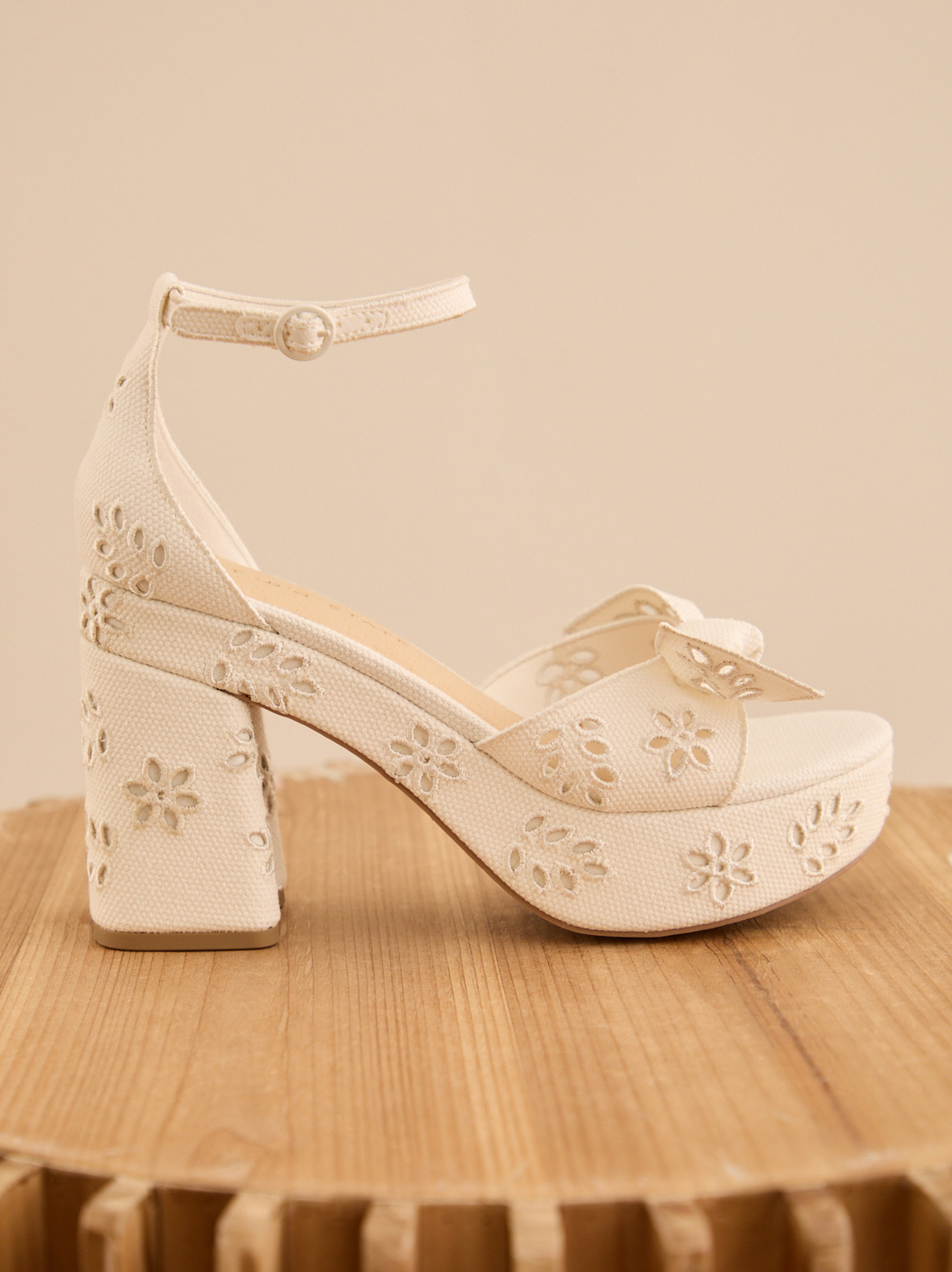 Liloa Eyelet Platform Heel in White | Altar'd State