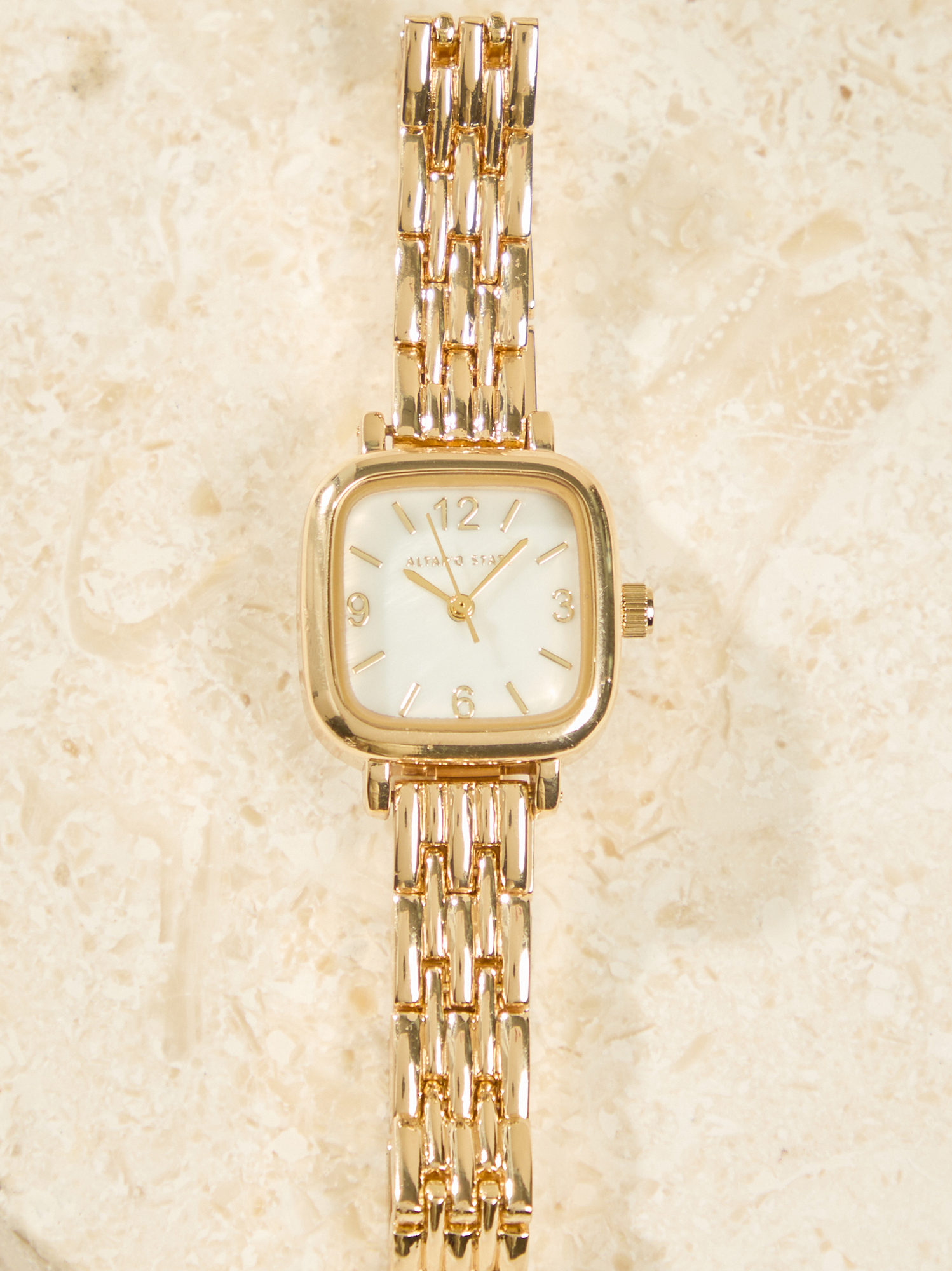 Square Face Thin Link Watch in Gold | Altar'd State